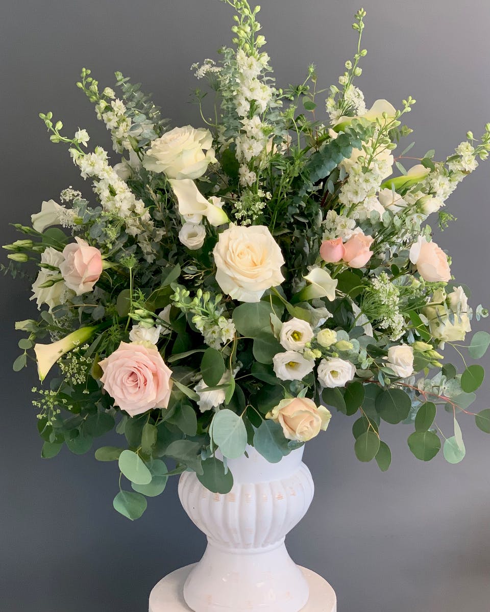 Blushing Bride | Glen Burnie - Annapolis (MD) Wedding Flowers & Gifts ...